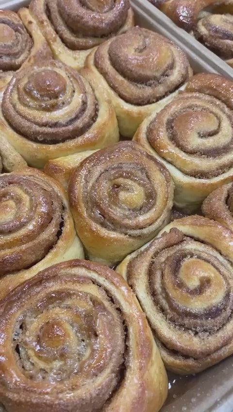Homestyle Cinnamon Glazed Buns 9x13 – ZestBakeshop